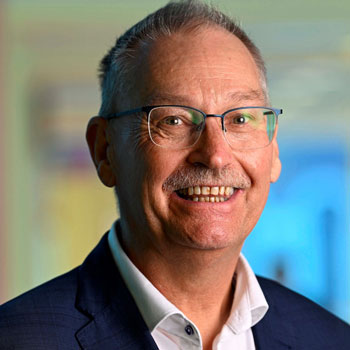 Eredoctoraat voor grondlegger digitaal onderwijs Mark Brown - Open ...